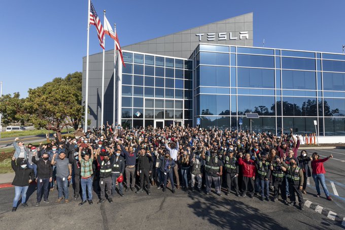 Tesla Umumkan Produksi 1 Juta Sel Baterai 4680 Generasi Berikutnya